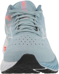 Mizuno Wave Inspire 19 Review, Facts, Comparison | RunRepeat