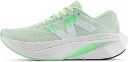 9 Zapatillas New Balance De Running Con Placa De Carbono | RunRepeat