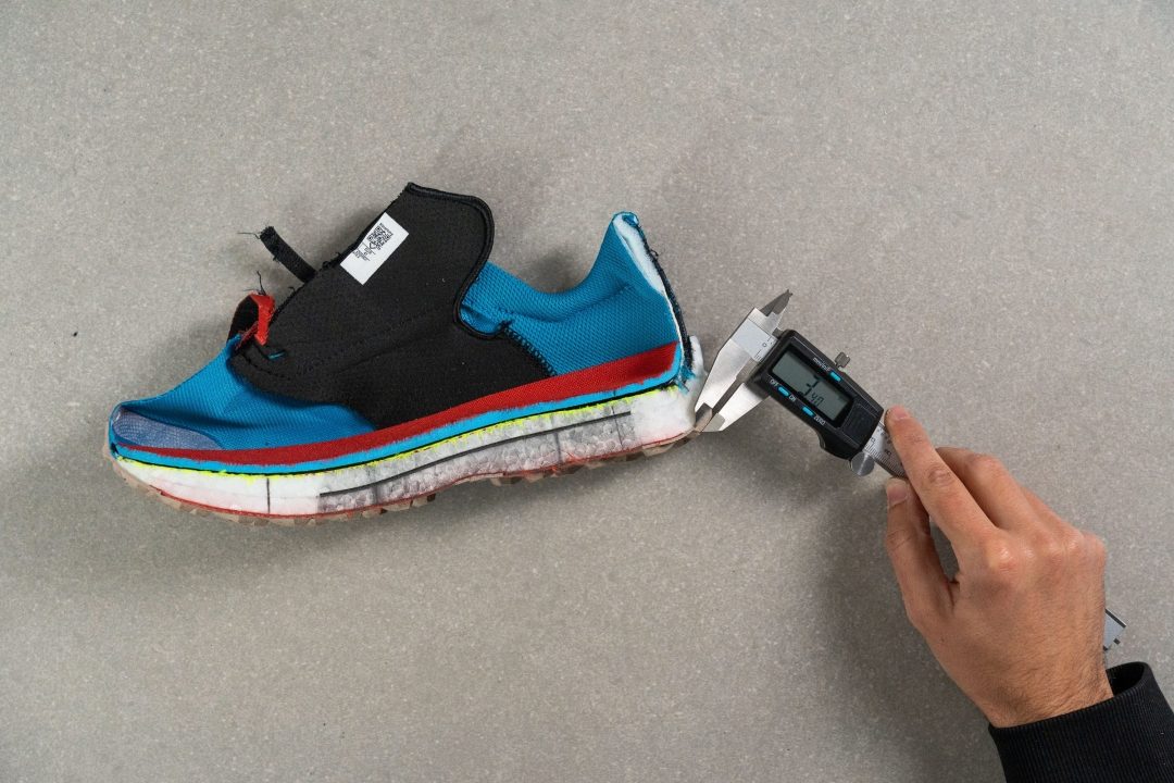 Carbon-Plated Shoes Cut In Half, Explained and Lab-Tested | RunRepeat