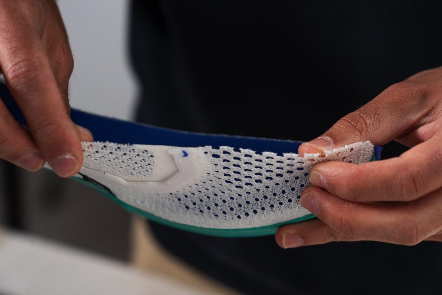 Running shoe upper: how to choose the best one for your needs | RunRepeat