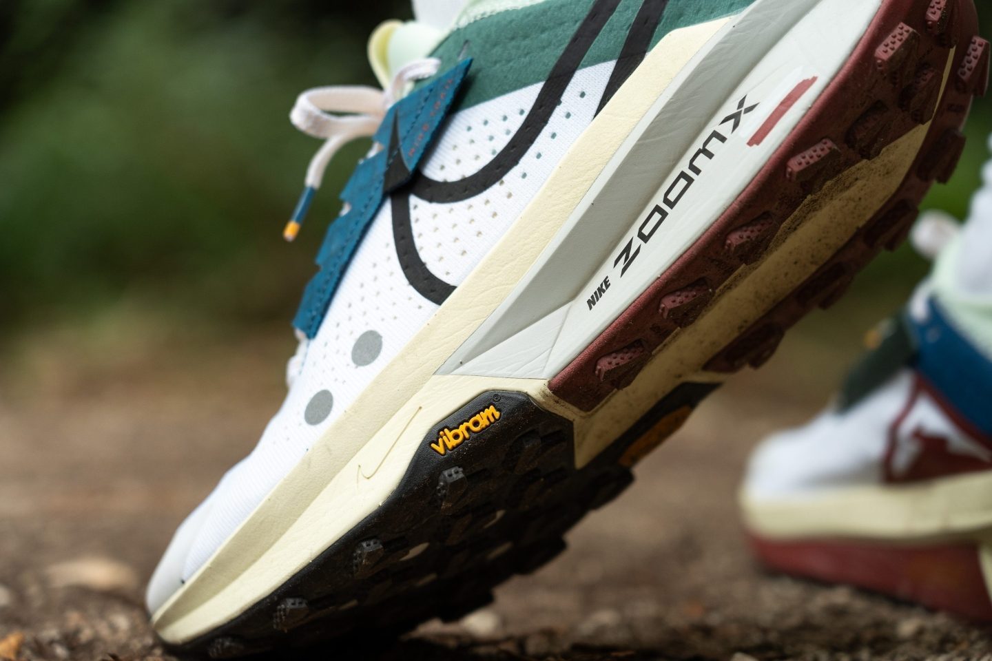 In-depth insights into running shoe outsoles (road & trail) | RunRepeat