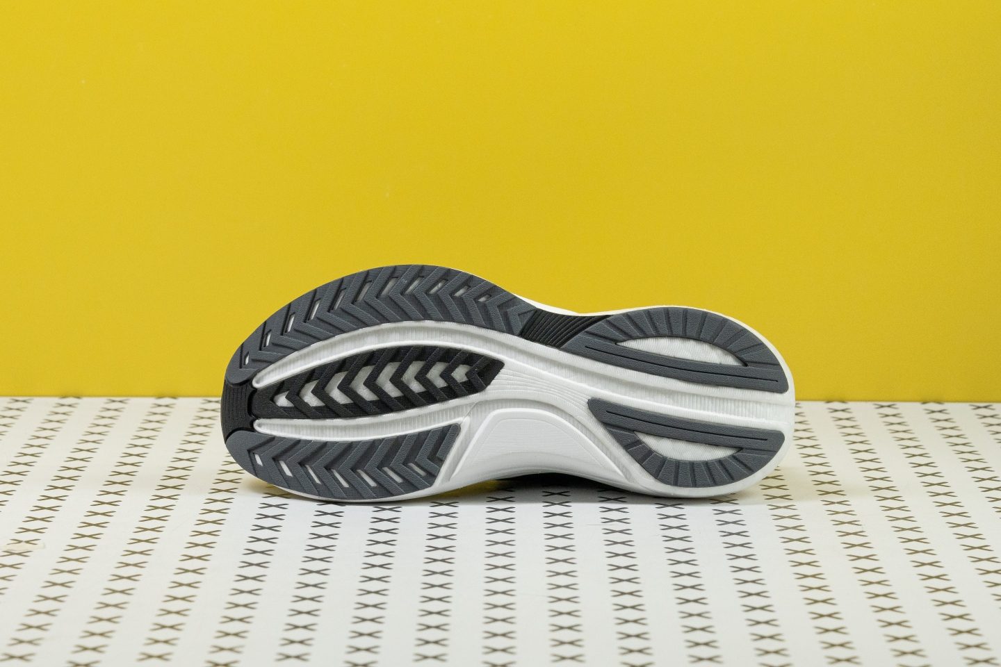 In-depth insights into running shoe outsoles (road & trail) | RunRepeat