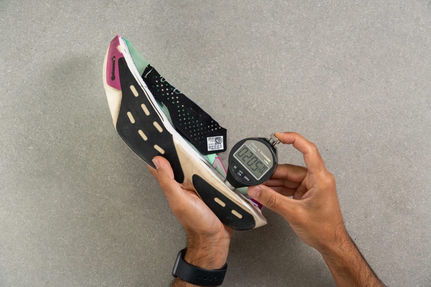 Energy return in running shoes explained | RunRepeat