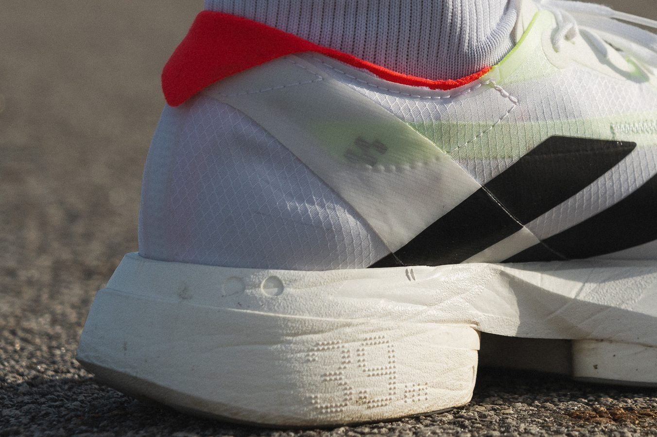 Energy return in running shoes explained | RunRepeat