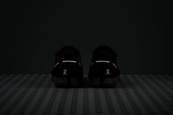 Cut in half: On Cloud Review | RunRepeat