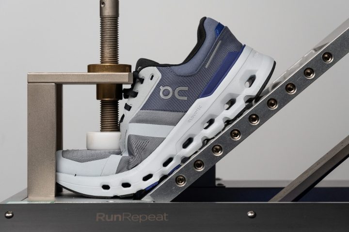 Cut in half: On Cloudrunner 2 Review (2024) | RunRepeat