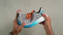 Cut in half: Brooks Hyperion Review | RunRepeat