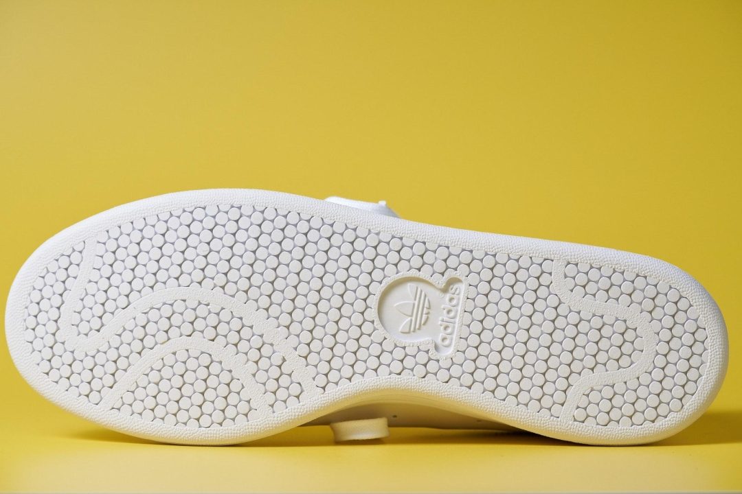 Cut in half: Adidas Stan Smith Review | RunRepeat