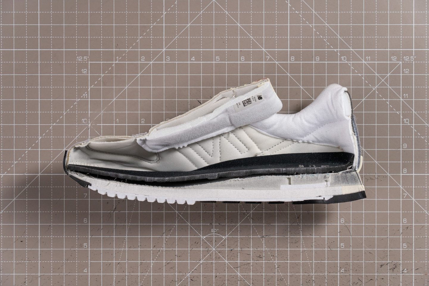 Cut in half: New Balance 996 Review | RunRepeat