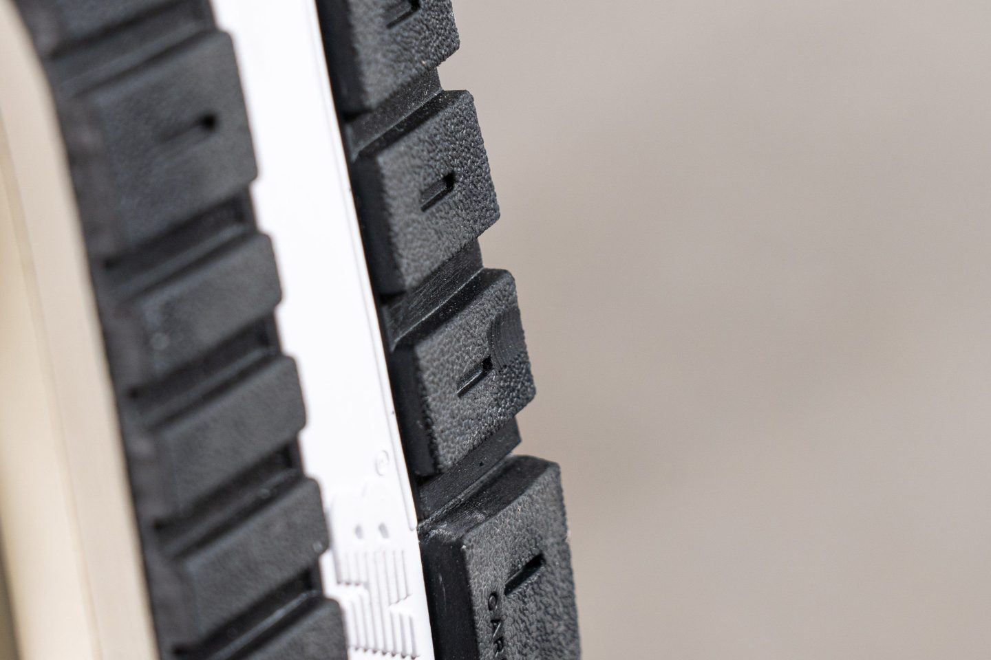 Cut in half: New Balance 996 Review (2024) | RunRepeat