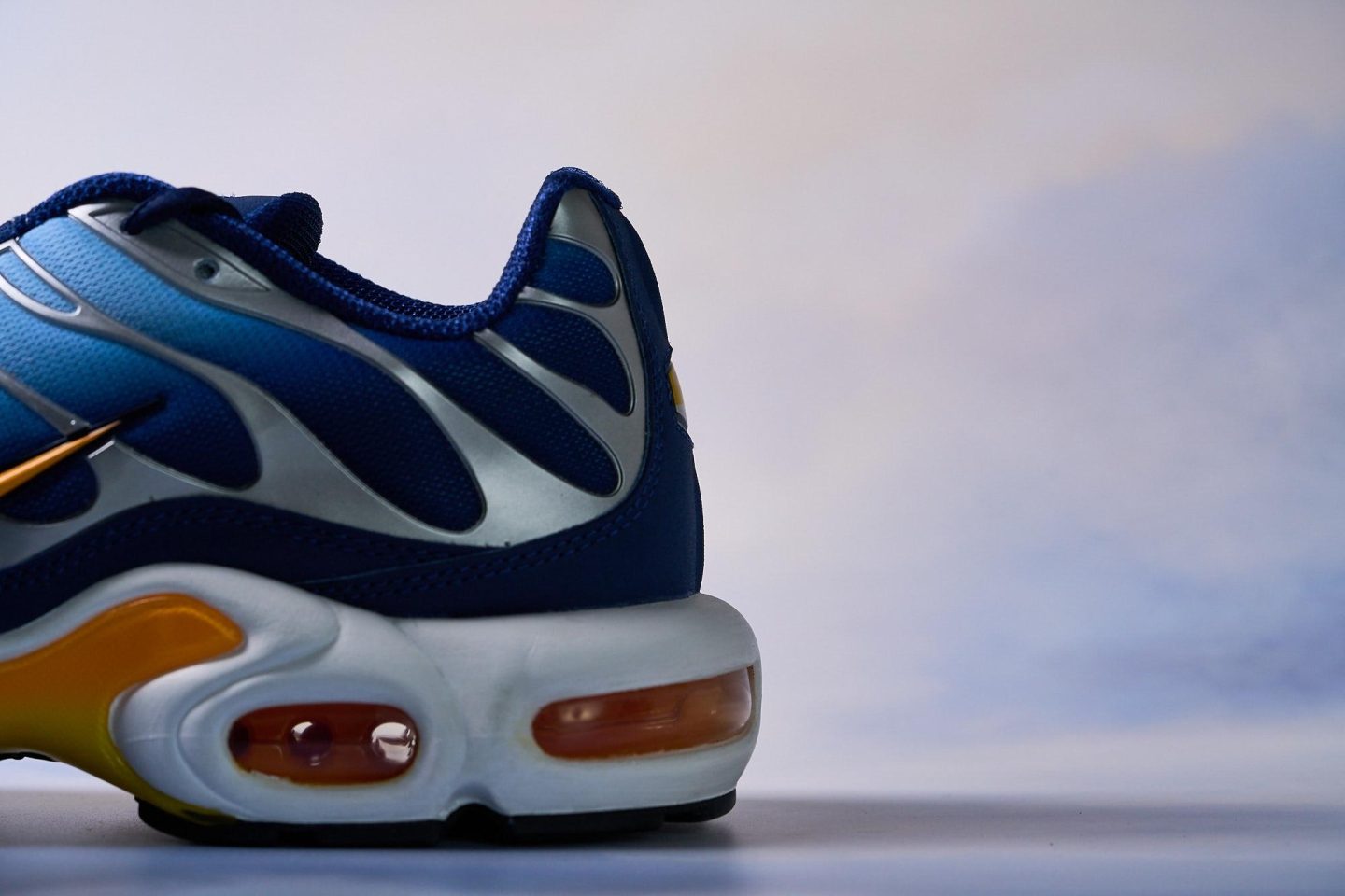 Cut in half: Nike Air Max Plus Review | RunRepeat