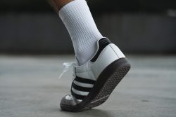 Cut in half: Adidas Samba OG Review | RunRepeat