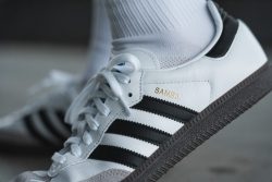 Cut in half: Adidas Samba OG Review | RunRepeat