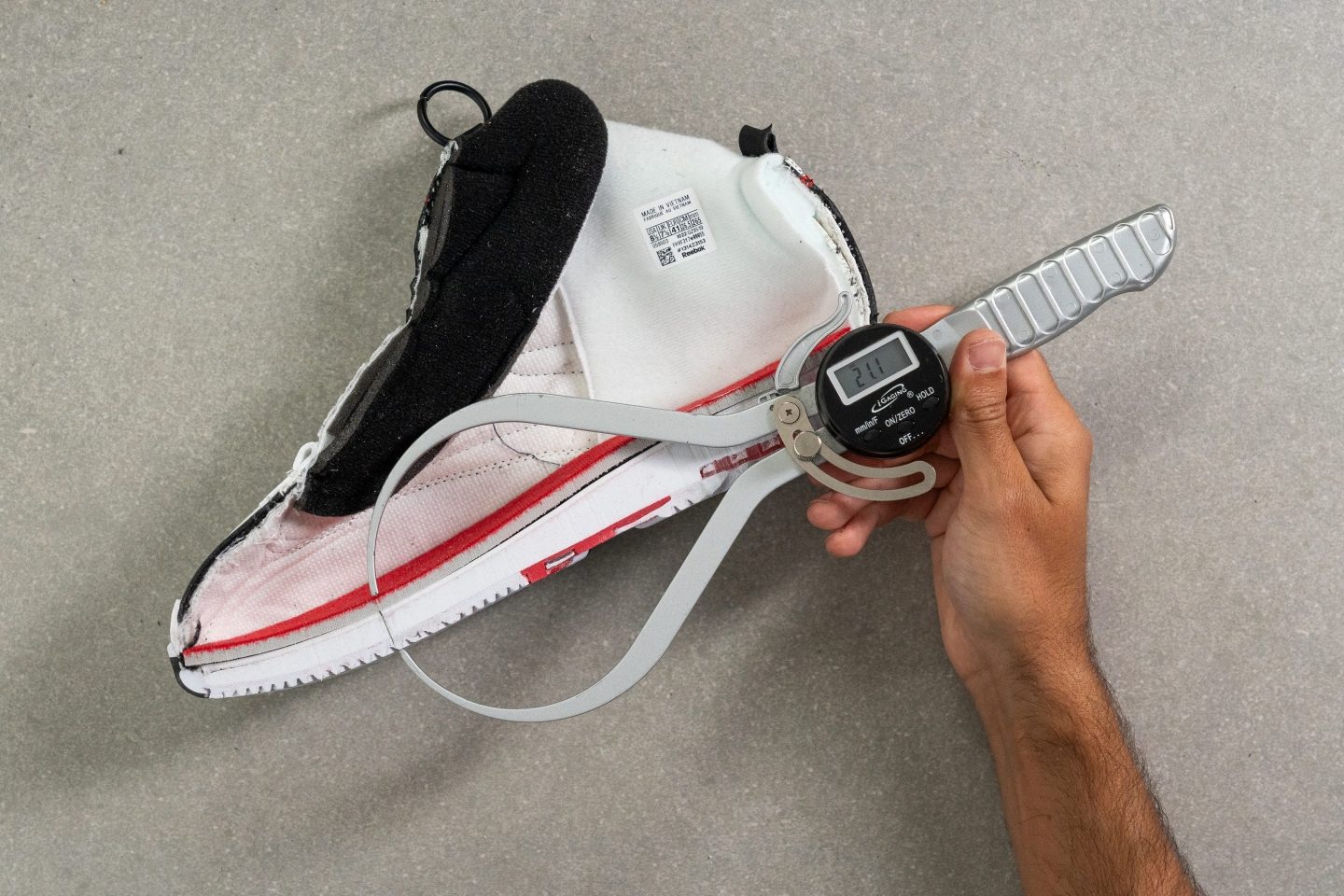 Cut in half: Reebok Blast Review | RunRepeat