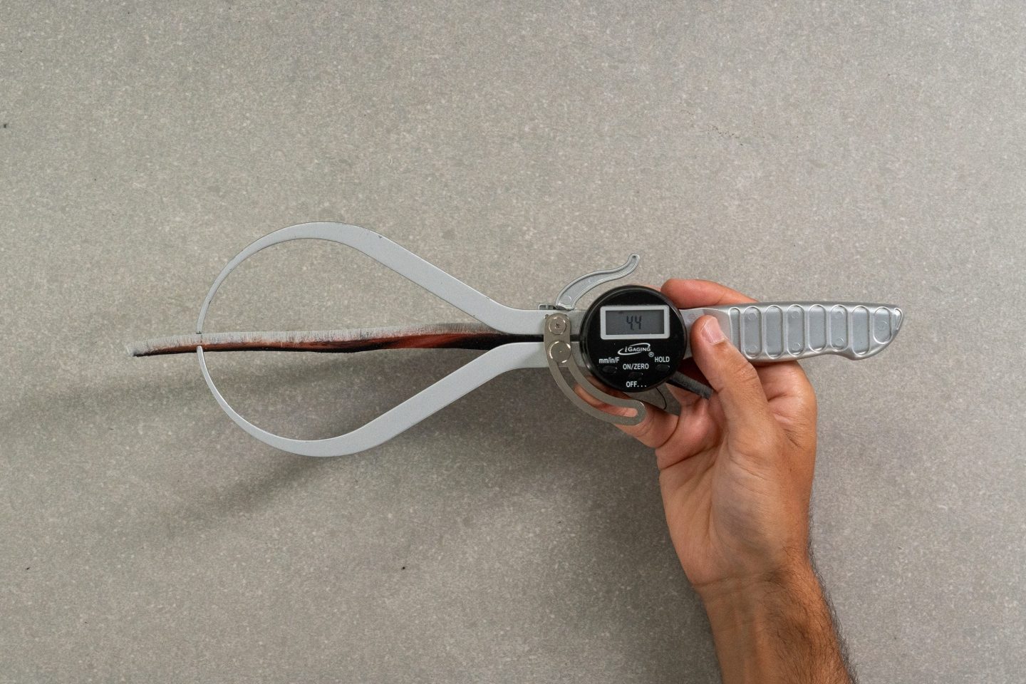 Cut in half: Reebok Answer IV Review | RunRepeat