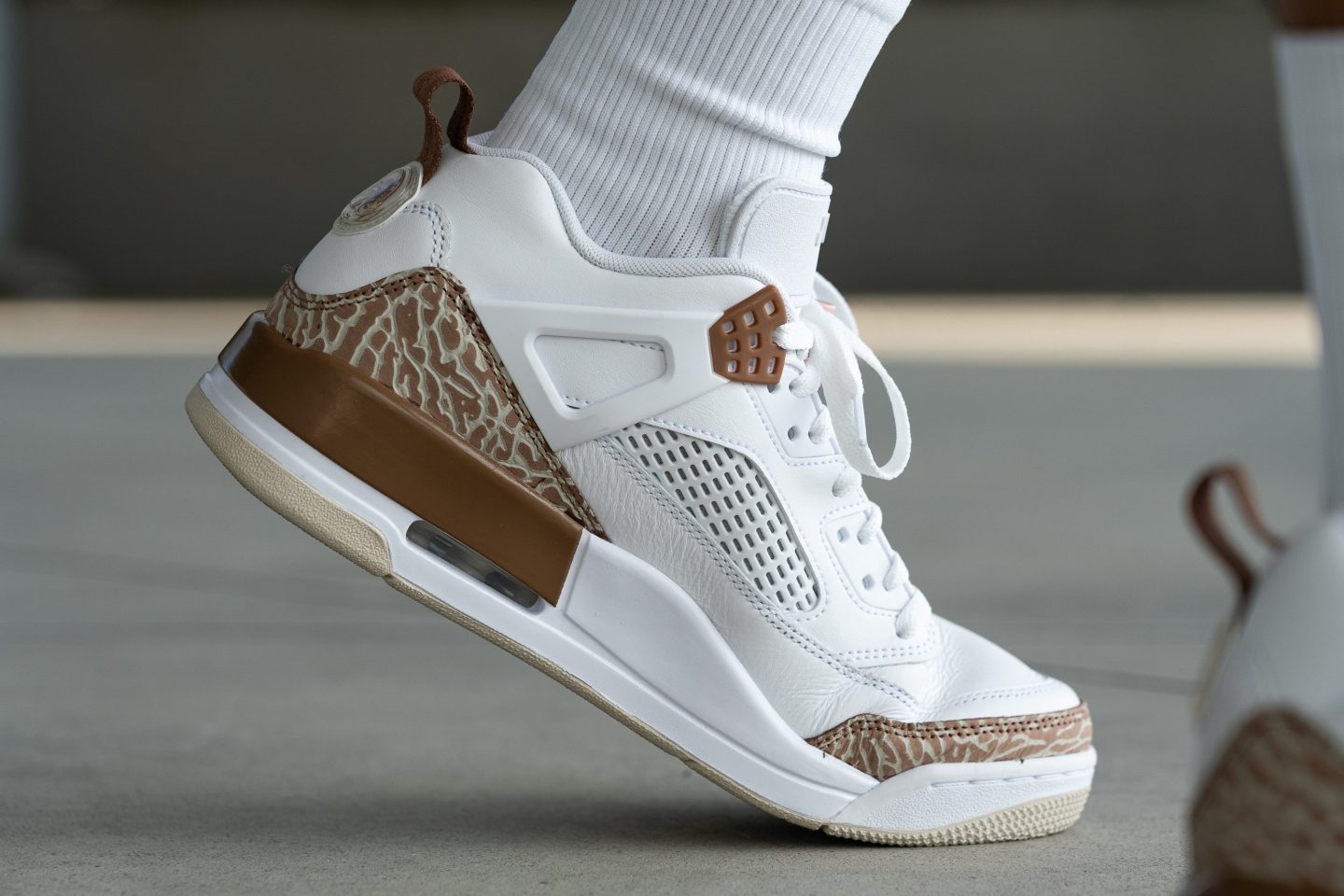Cut in half: Jordan Spizike Low Review | RunRepeat