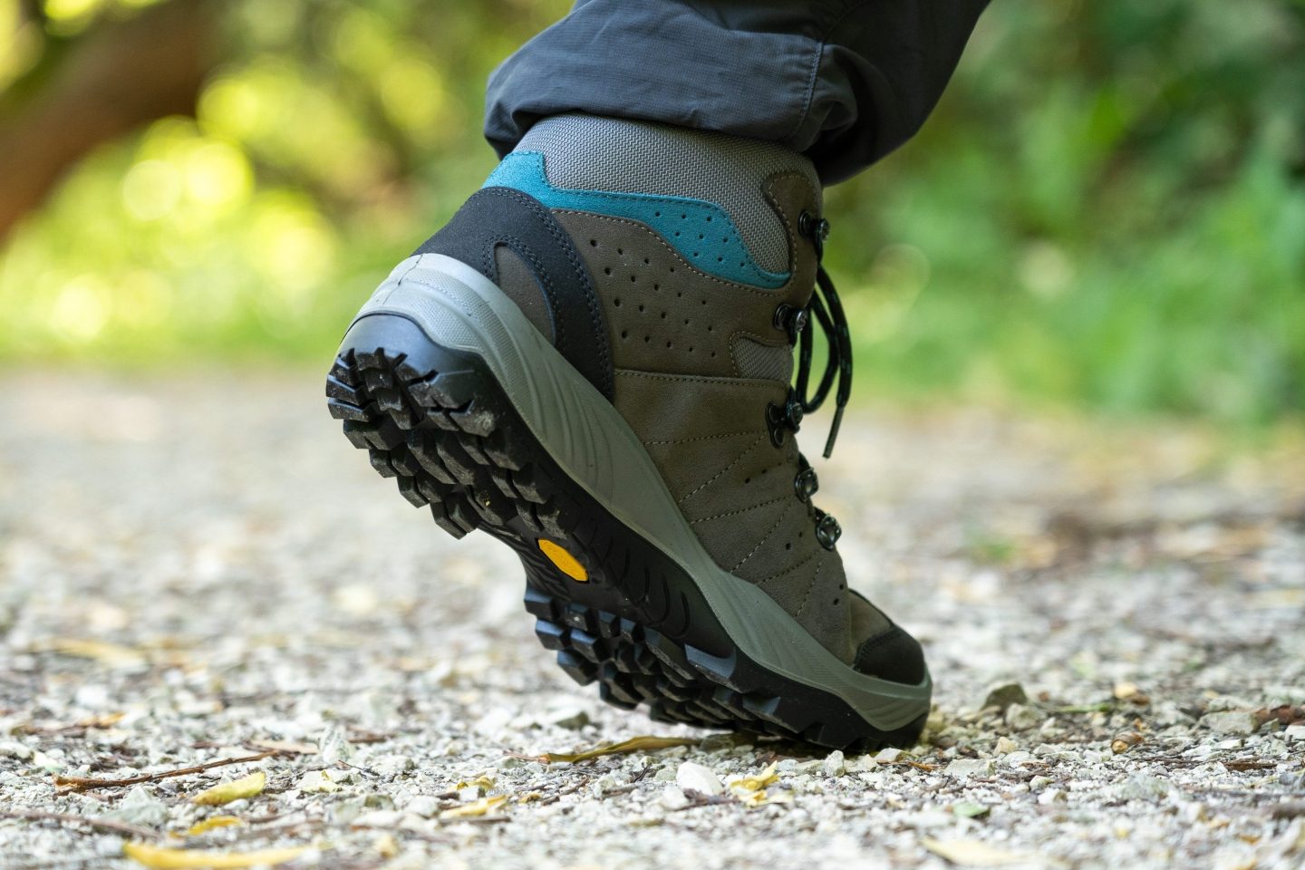 Cut in half: Scarpa Mistral GTX Review (2024) | RunRepeat