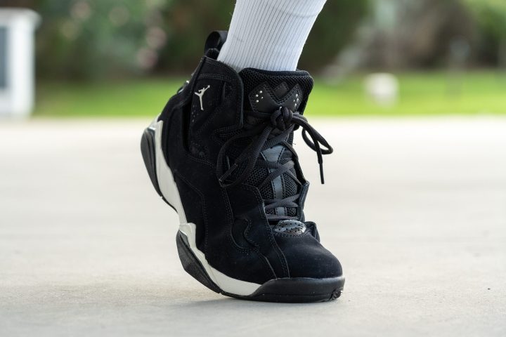 Cut in half: Jordan True Flight Review | RunRepeat