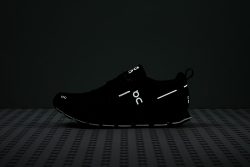 Cut in half: On Cloud Waterproof Review | RunRepeat