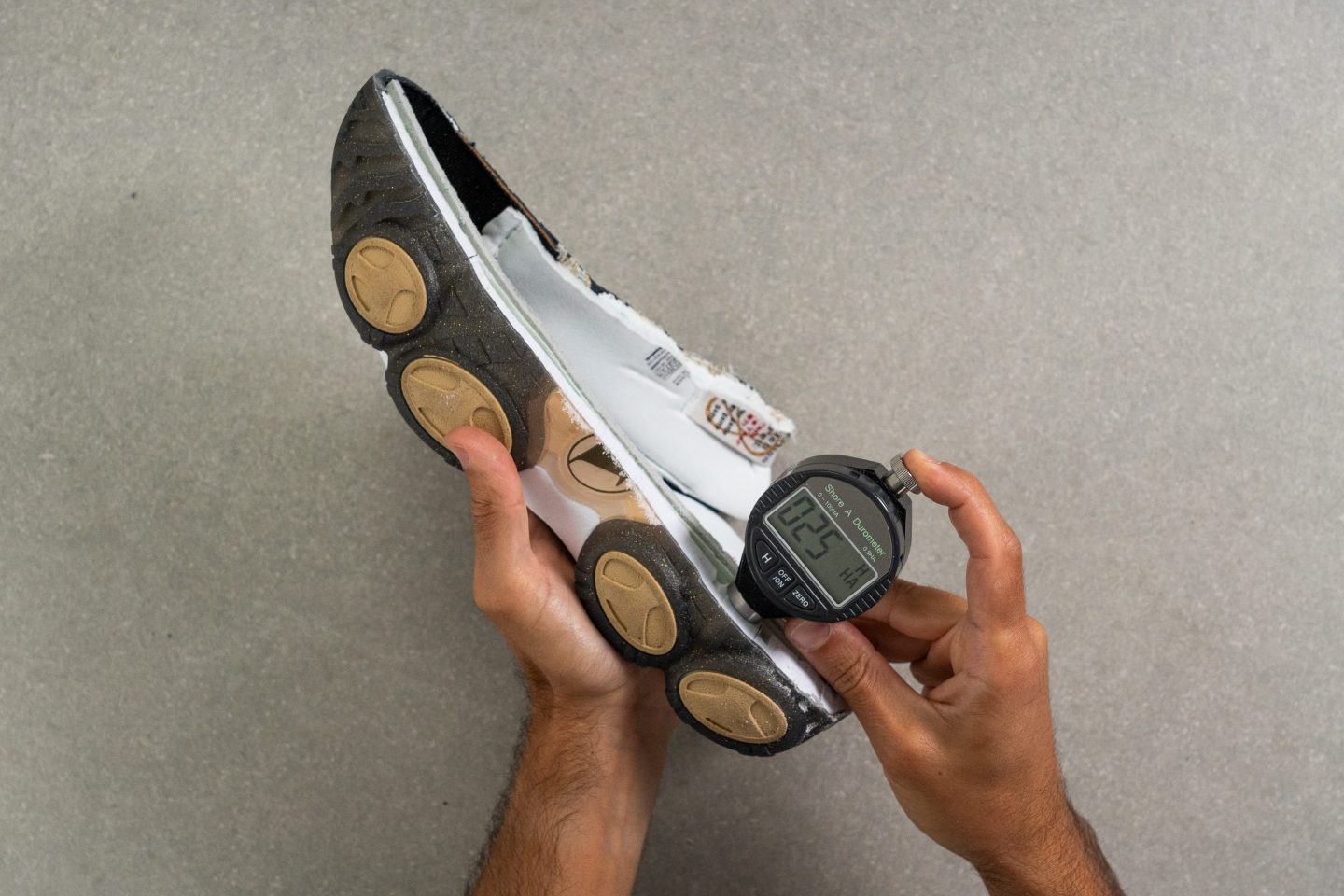 Cut in half: Reebok Answer DMX Review | RunRepeat