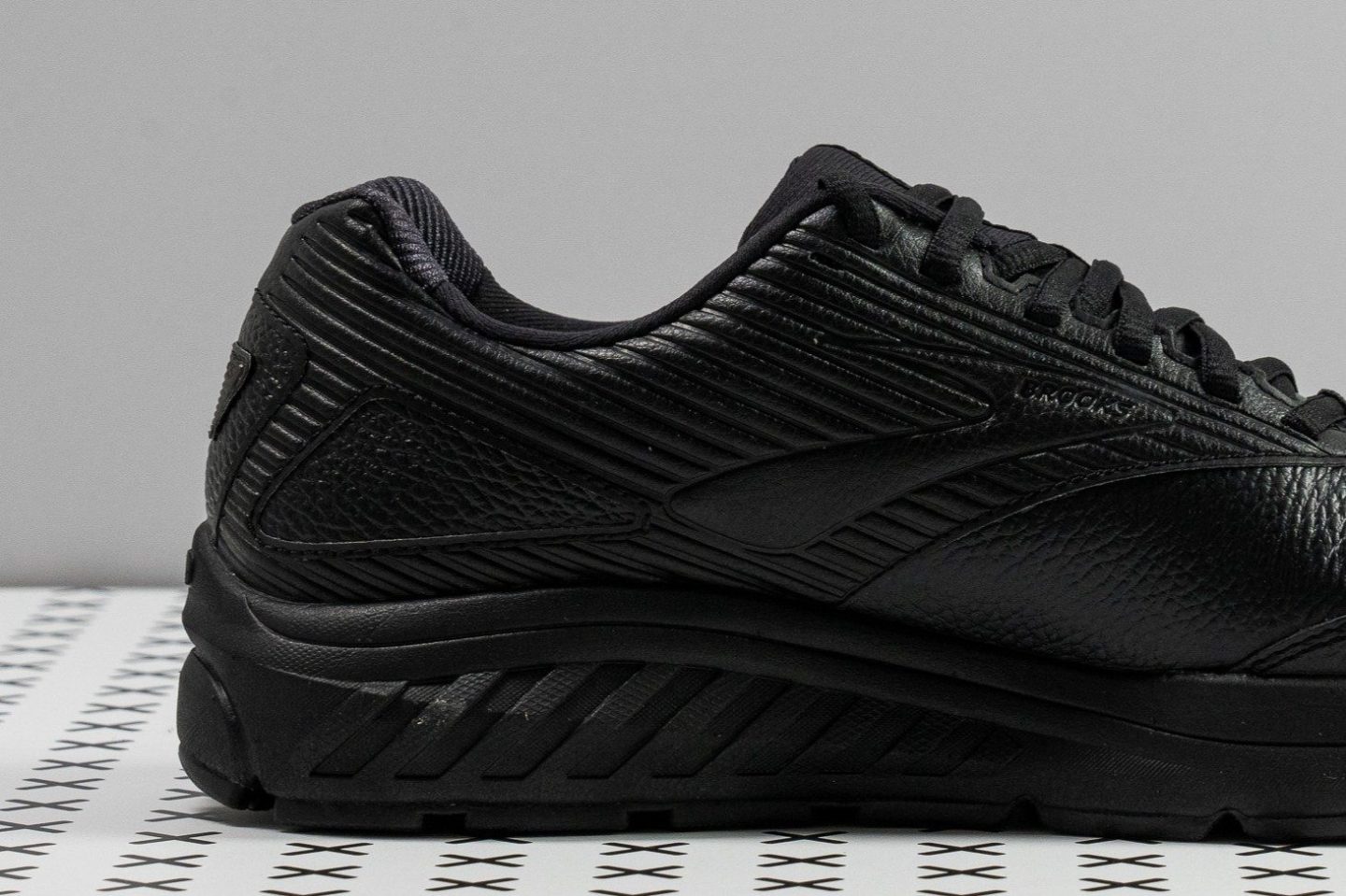 Cut in half: Brooks Addiction Walker 2 Review | RunRepeat