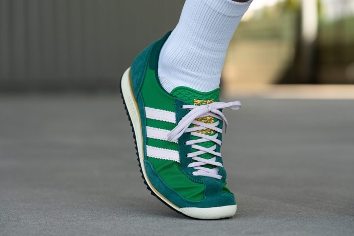 Cortadas por la mitad: Análisis y review de las Adidas SL 72 (2024 ...