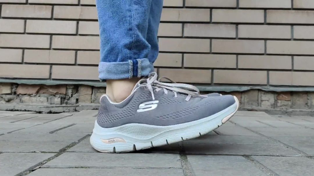 Skechers Arch Fit Review, Facts, Comparison | RunRepeat