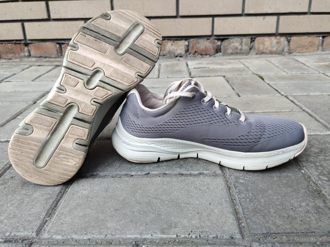 Skechers Arch Fit Review, Facts, Comparison | RunRepeat