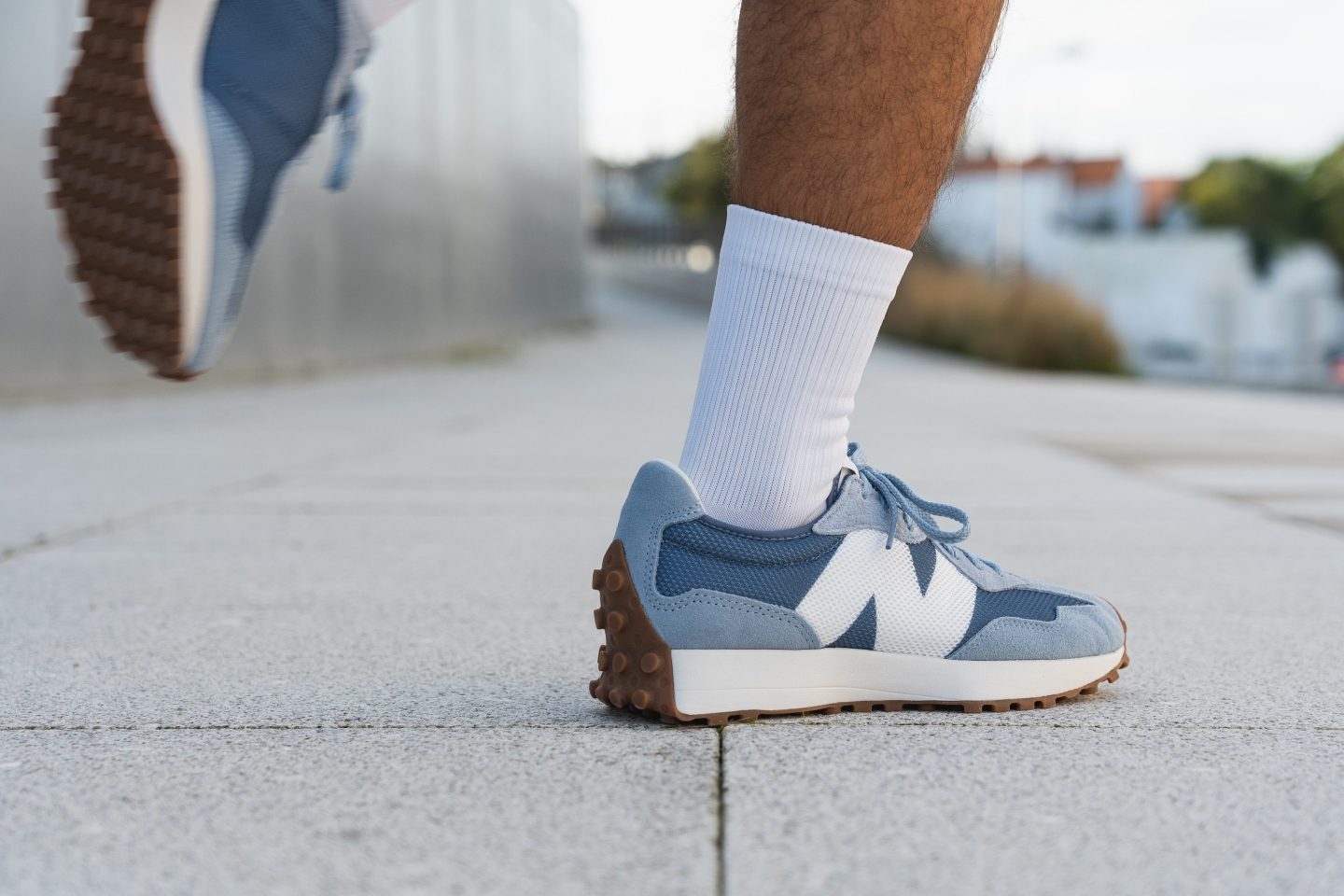 Cut in half: New Balance 327 Review | RunRepeat