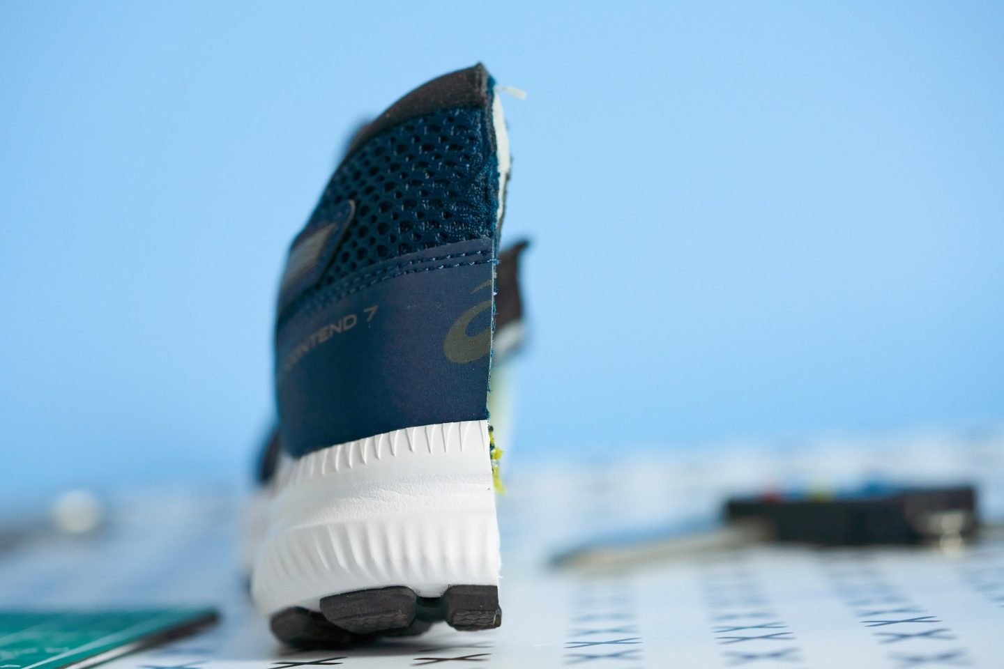 Cut in half: ASICS Gel Contend 7 Review | RunRepeat