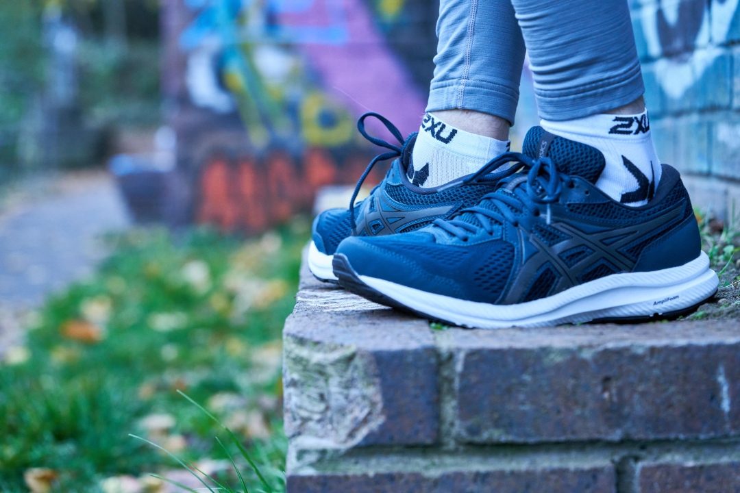 Cut in half: ASICS Gel Contend 7 Review | RunRepeat