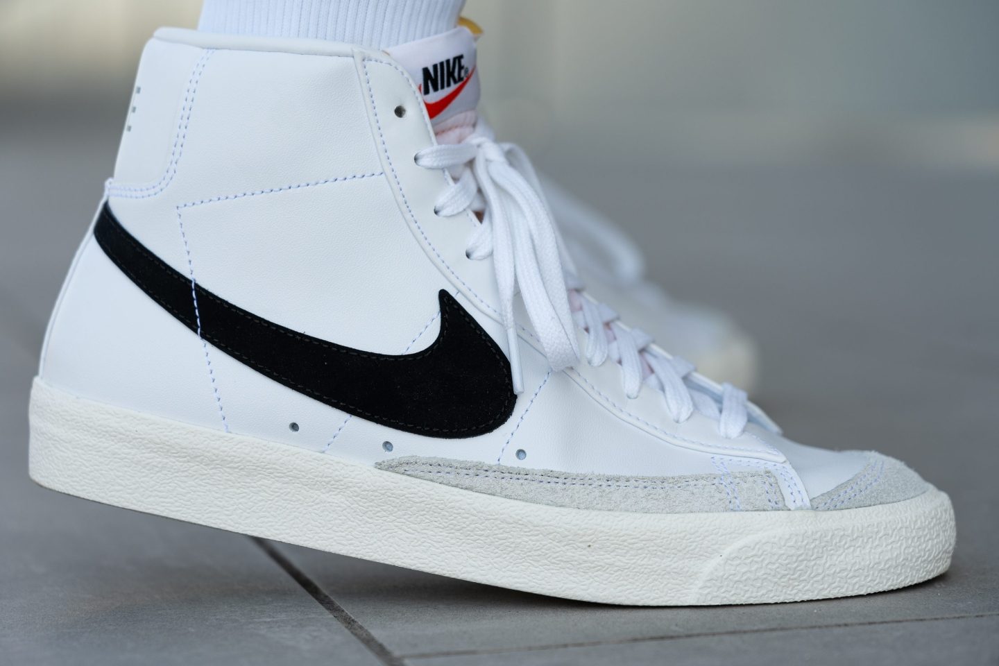 Cortadas por la mitad: Análisis y review de las Nike Blazer Mid 77 ...