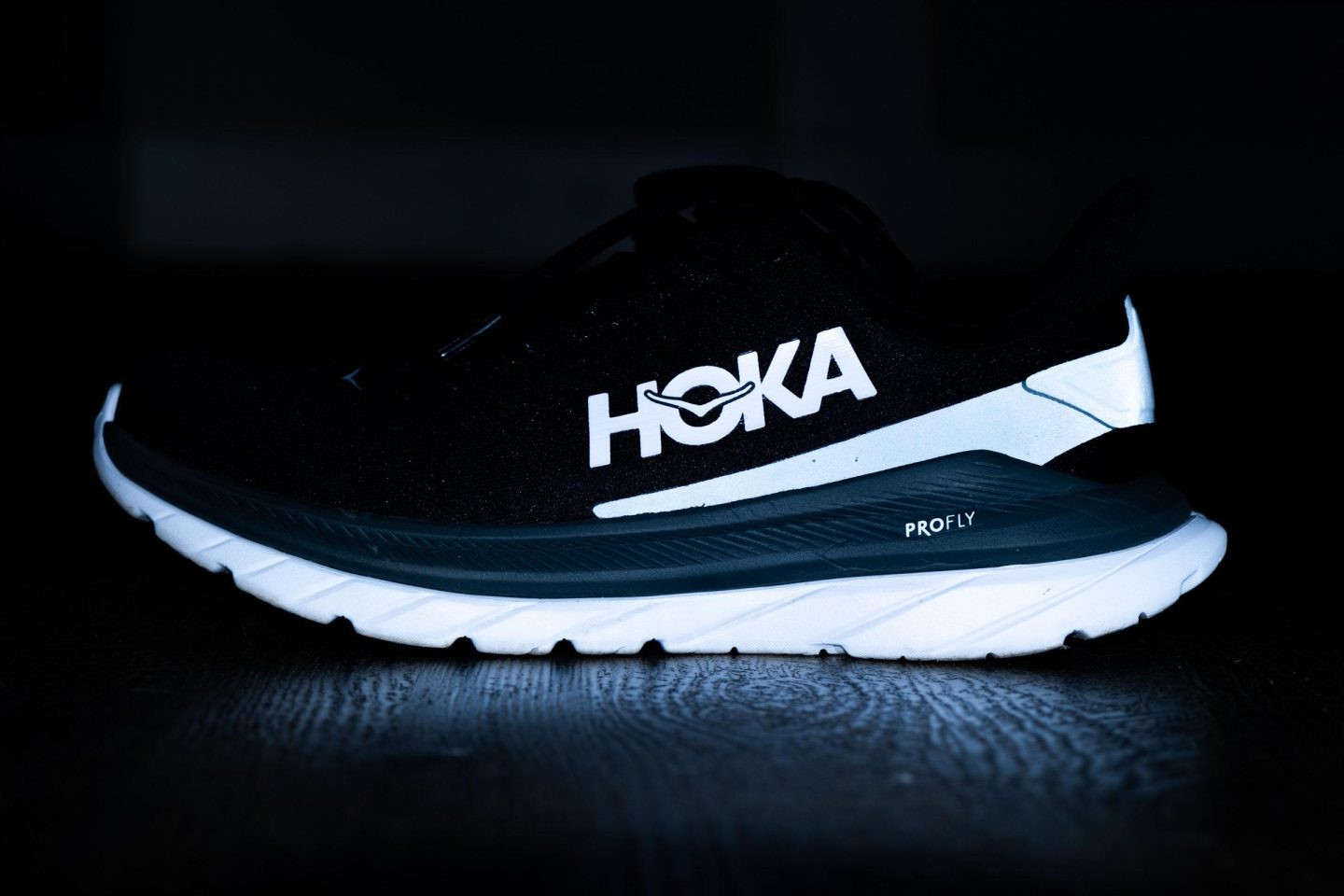 Cut in half: Hoka Mach 4 Review | RunRepeat