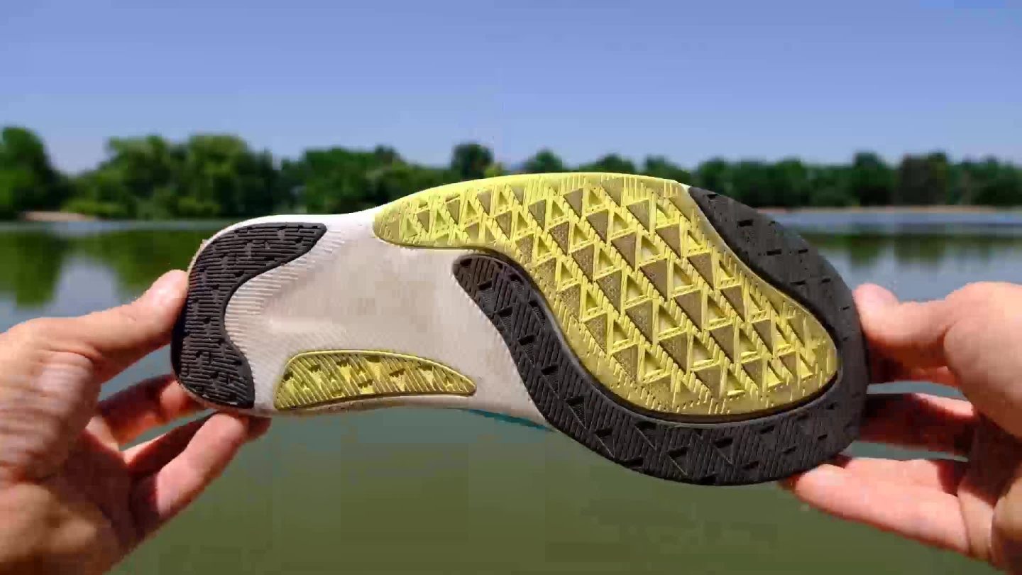 New Balance FuelCell Rebel v2 Review, Facts, Comparison | RunRepeat