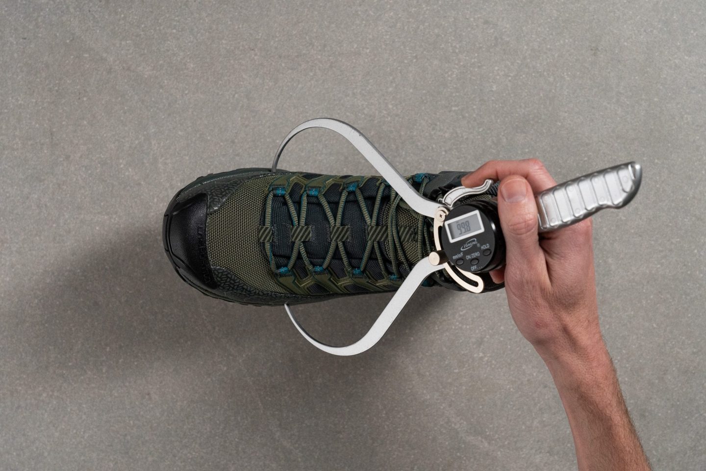 Cut in half: La Sportiva Ultra Raptor II Mid GTX Review | RunRepeat