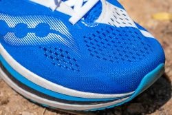Cut in half: Saucony Endorphin Pro 2 Review | RunRepeat