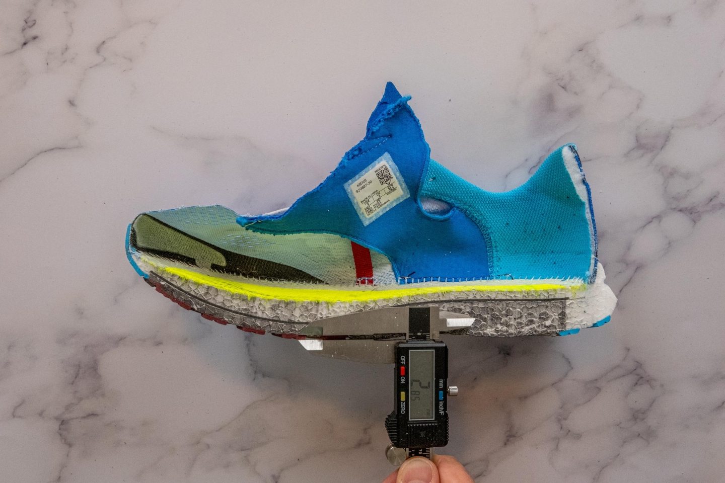 Cut in half: Saucony Endorphin Pro 2 Review | RunRepeat