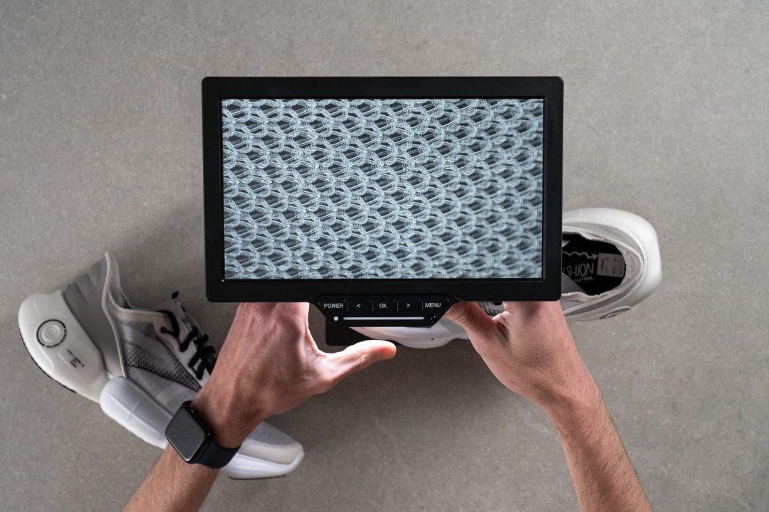 Cut in half: Brooks Aurora-BL Review (2024) | RunRepeat