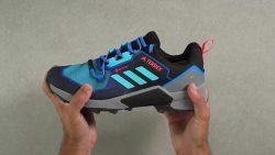 Cut in half: Adidas Terrex Swift R3 GTX Review | RunRepeat