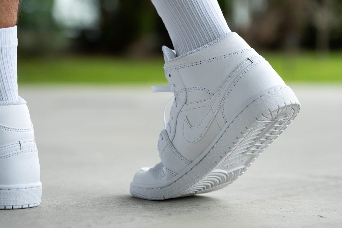 Cut in half: Air Jordan 1 Mid Review (2024) | RunRepeat