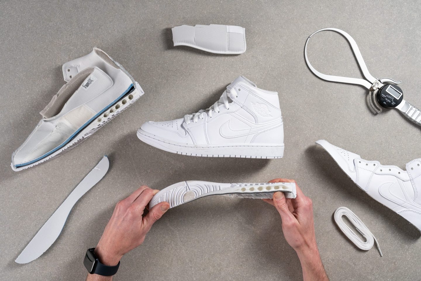 Cut in half: Air Jordan 1 Mid Review | RunRepeat