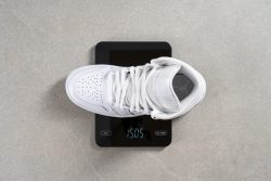 Cut in half: Air Jordan 1 Mid Review (2024) | RunRepeat