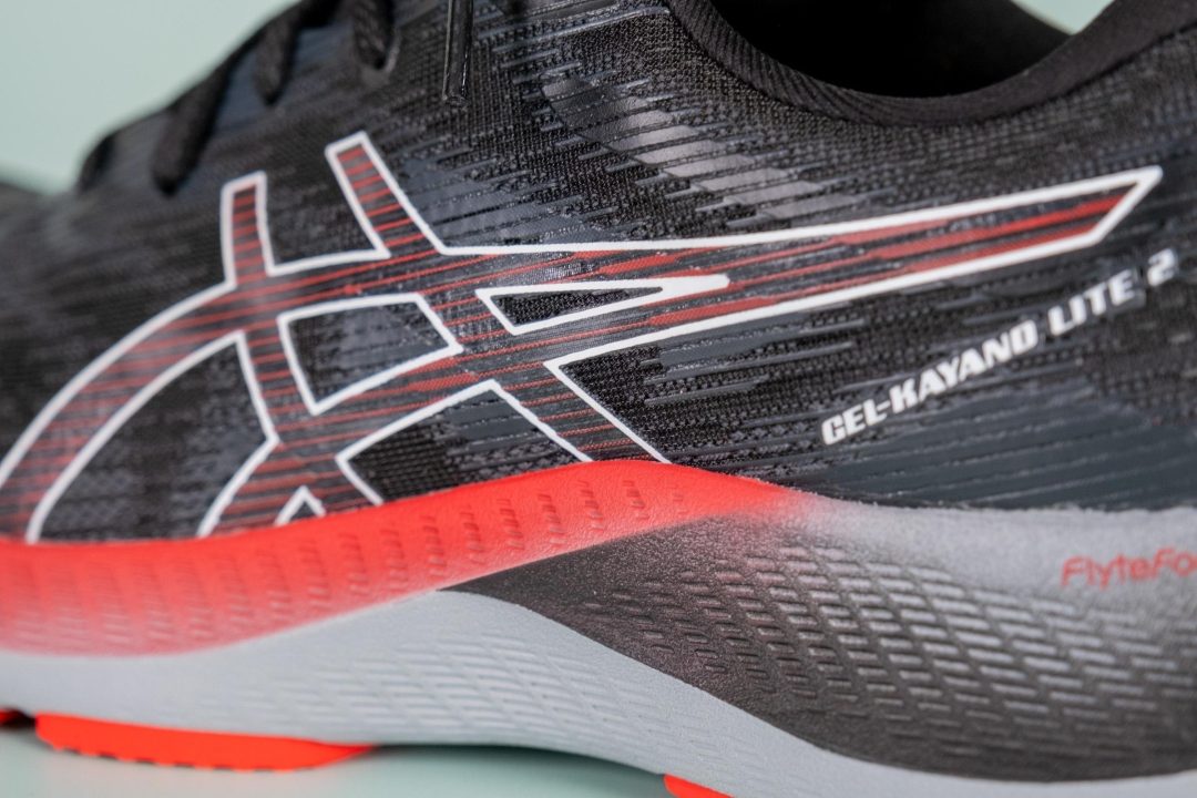 Cut in half: ASICS Gel Kayano Lite 2 Review | RunRepeat