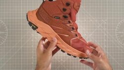 Las 7 Las Mejores Botas De Senderismo Ligeras E Impermeables del 2025 | RunRepeat