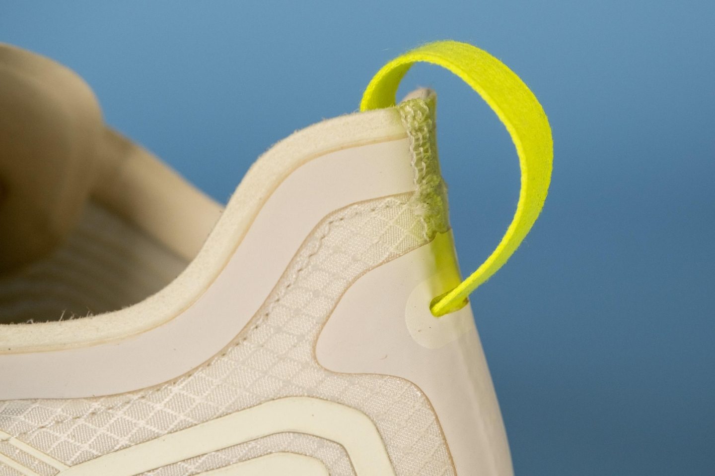 Cut in half: APL Streamline Review | RunRepeat