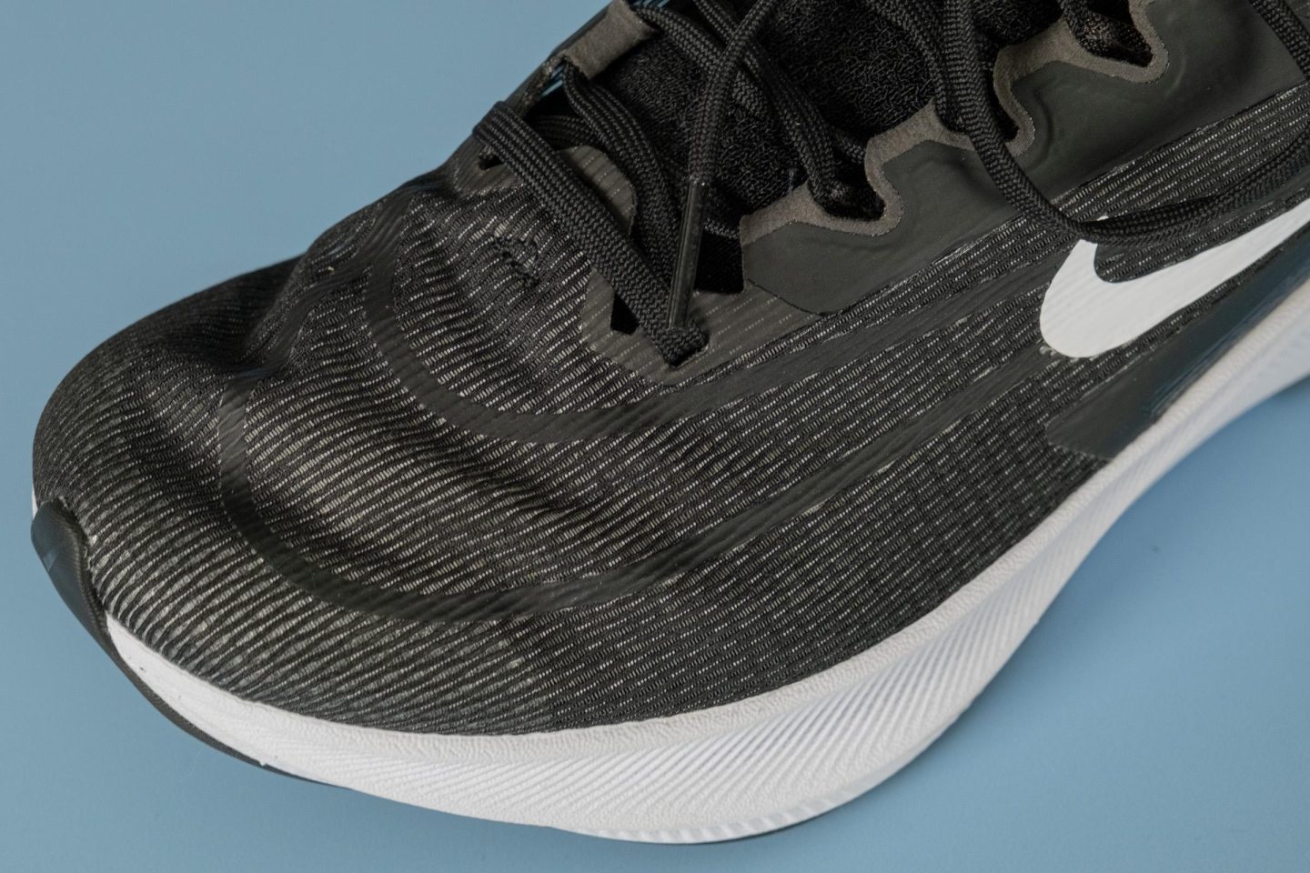 Cut in half: Nike Zoom Fly 4 Review | RunRepeat