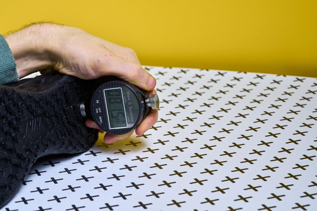 Cut in half: Nike Revolution 6 Review | RunRepeat