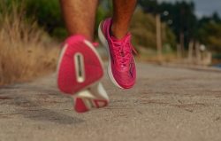 7 Best Long Distance Running Shoes in 2023 | RunRepeat