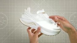 Cut in half: Saucony Endorphin Shift 3 Review | RunRepeat