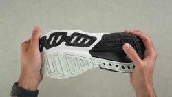 Cut in half: Adidas Adistar Review | RunRepeat